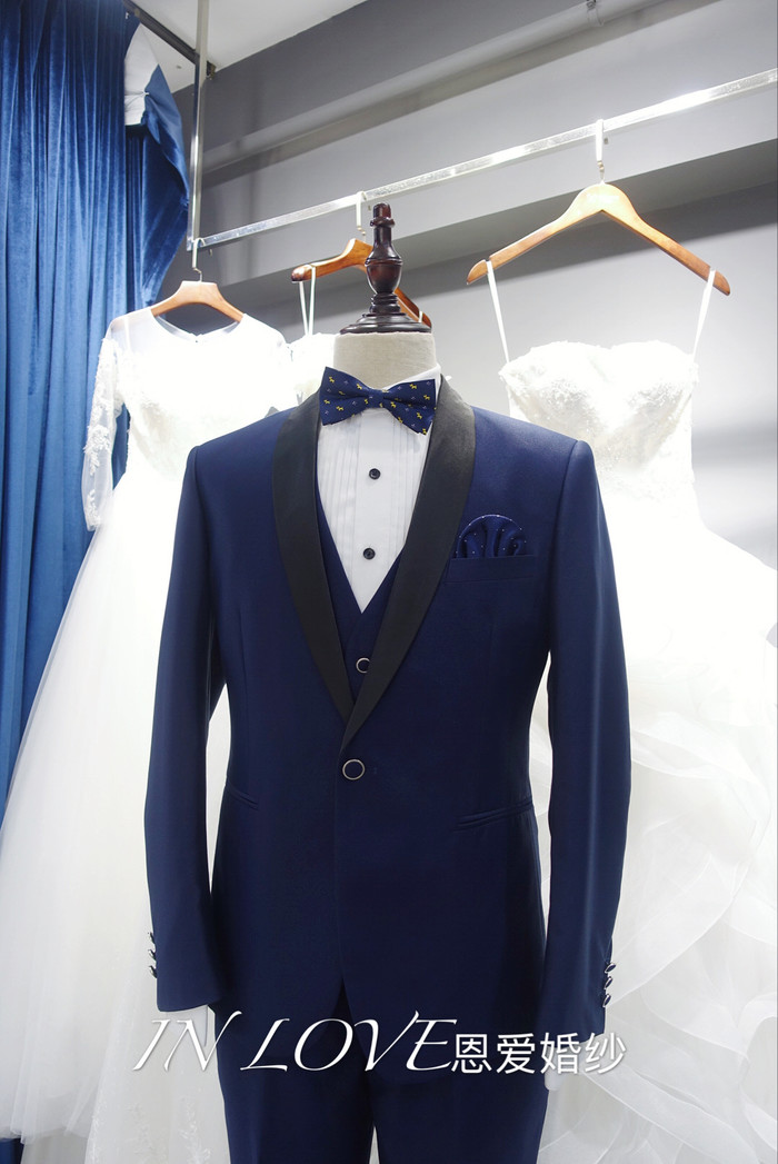 深圳新郎西装礼服租赁 定制2018新款 来自深圳IIN LOVE恩爱婚纱礼服定制中心客照案例 婚礼精选